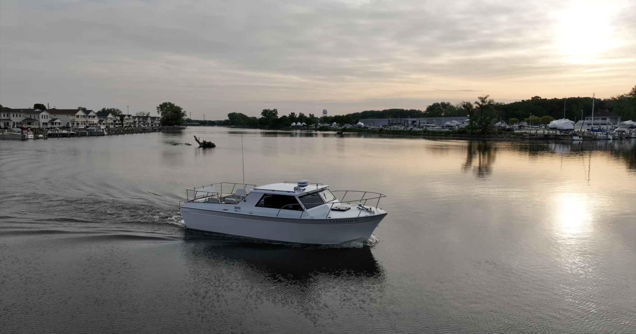 Home - Boat Lakeside